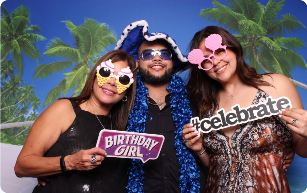 Chicago Photo Booth Rental - Shutterbox Entertainment